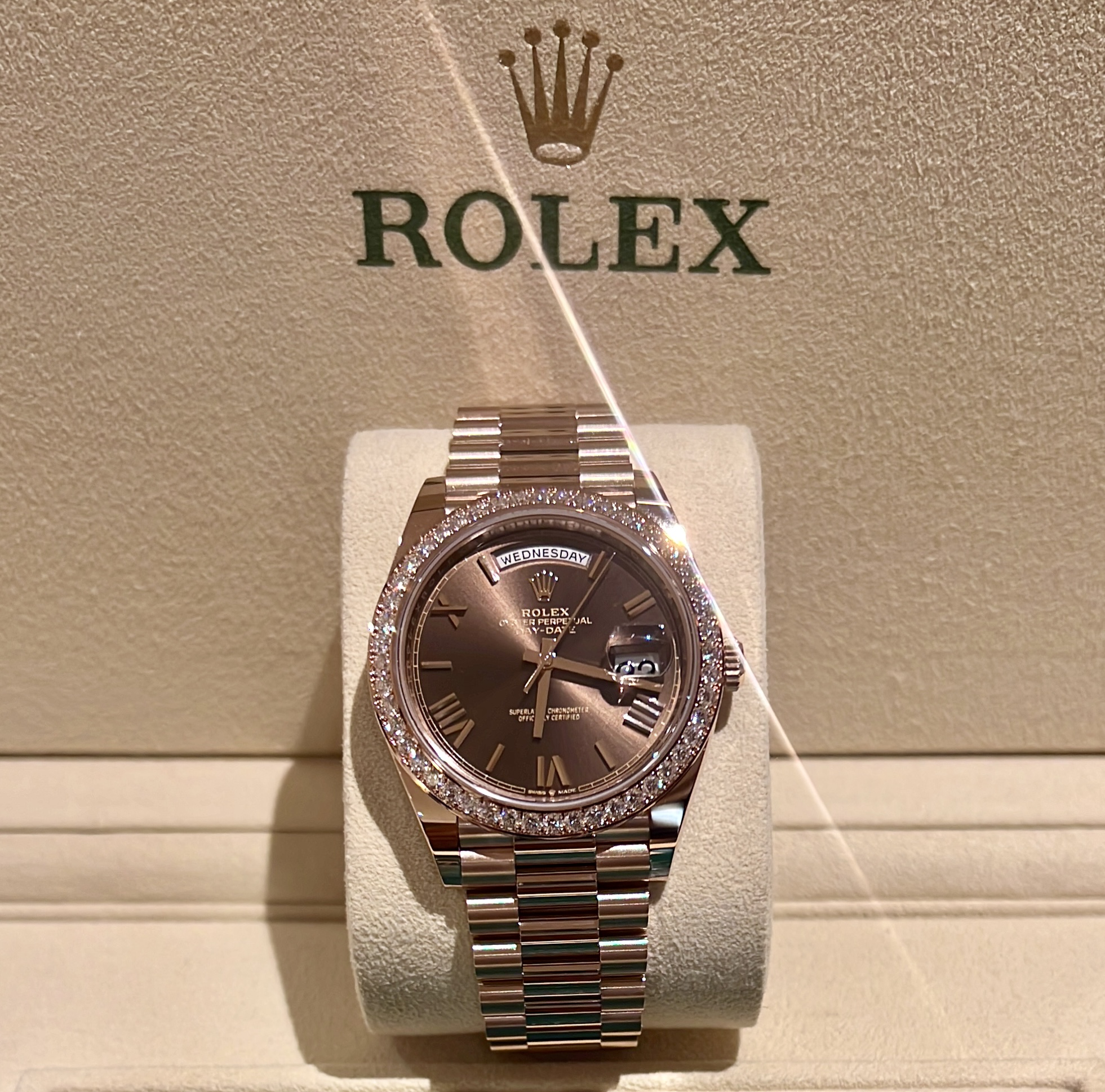 Buy Premium Pre-Owned Luxury Watches & Signed Jewellery in India