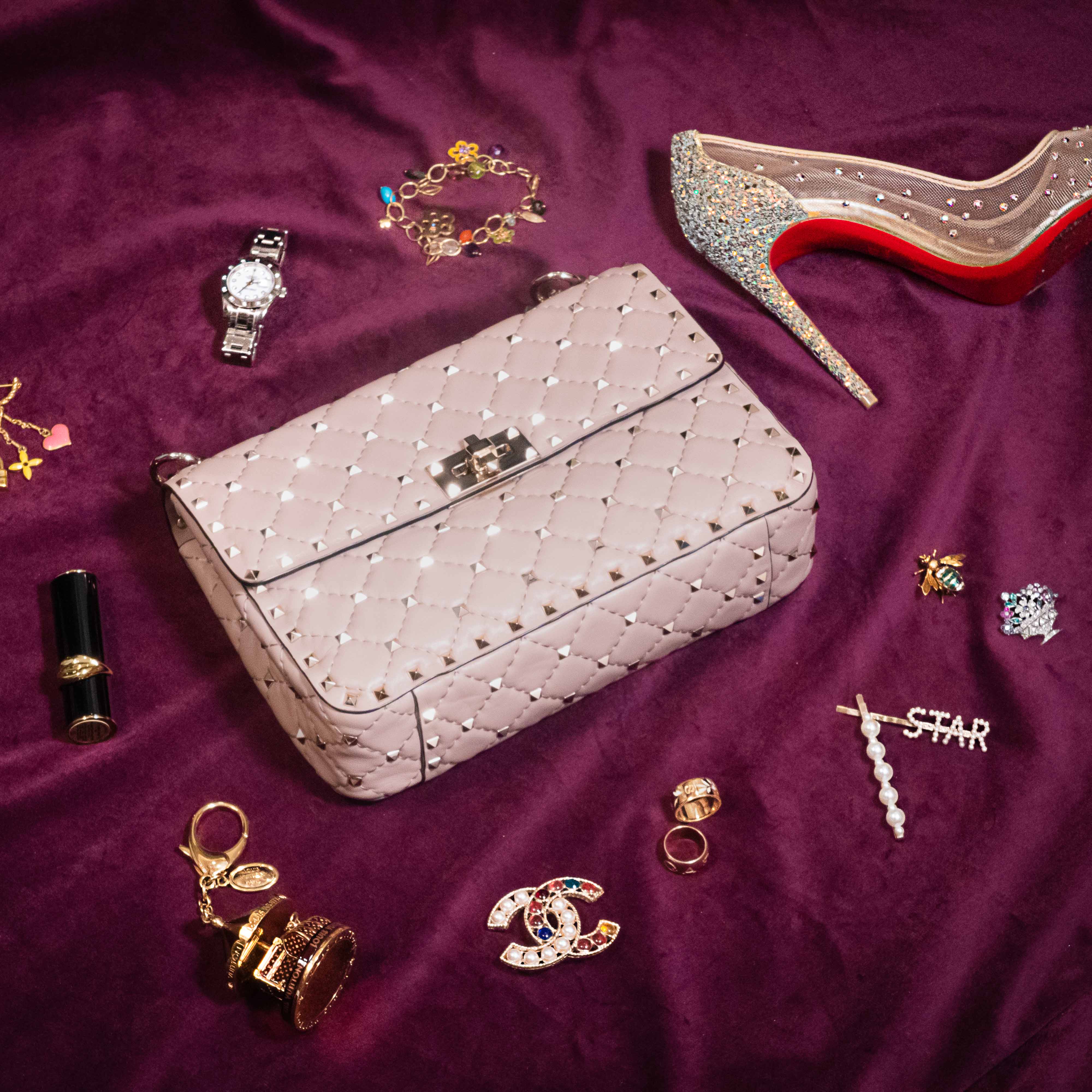 Buy Premium Pre-Owned Luxury Watches & Signed Jewellery in India